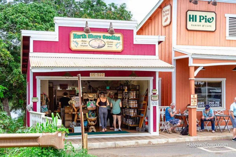 North Shore Oahu, Hawaii (What to Do, Eat & Stay) - Haleiwa Town