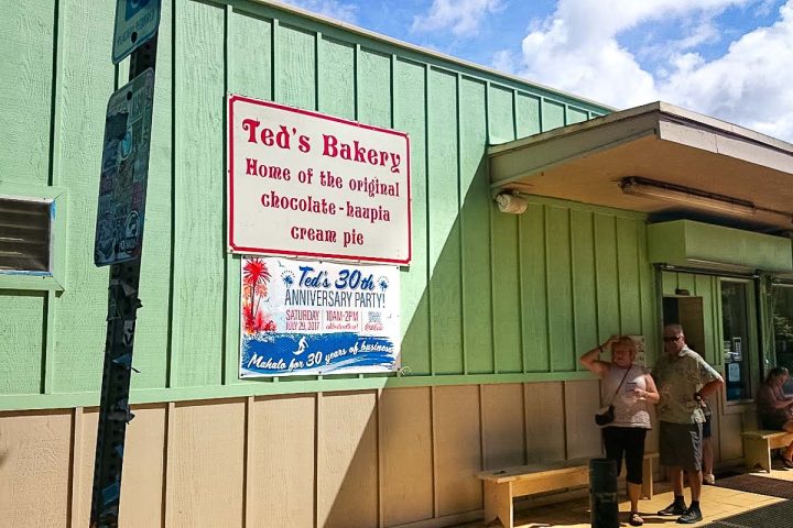North Shore Oahu Restaurants (Where to Eat) - Haleiwa Town