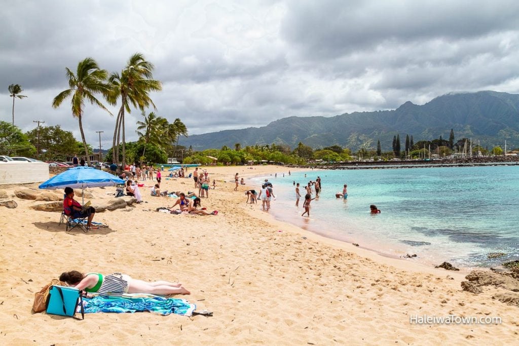 Beaches on the North Shore of Oahu (Ultimate Guide!) - Haleiwa Town
