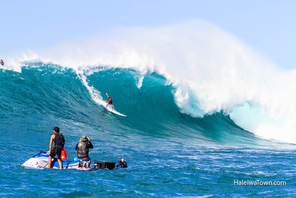 North Shore Surf Competitions Oahu, Hawaii (2025 - 2026 Guide ...