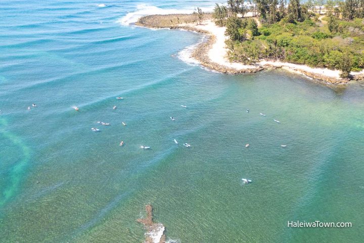 North Shore Surf Spots Oahu, Hawaii (From Beginner to Pro) - Haleiwa Town