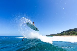 Surfing North Shore Oahu (What to Know & Local Tips) - Haleiwa Town